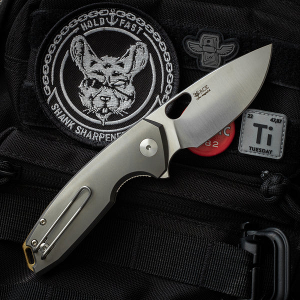 ACE Knives | EDC Folder Knife Collection | GiantMouse